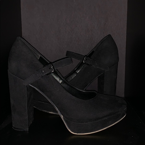 Eva & Zoe | Shoes | Eva Zoe Black Heals | Poshmark